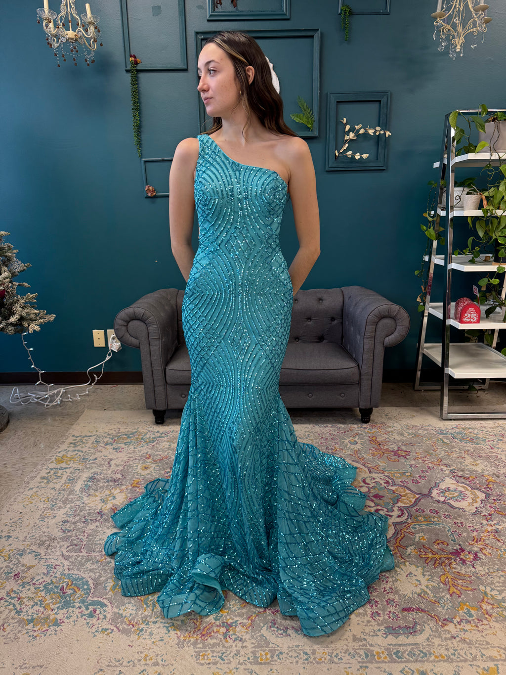 06517A – Tennile's Boutique and Formals
